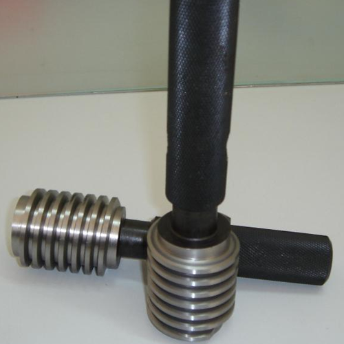 Round Mild Steel Trapezoidal Thread Gauge, for Industrial, Feature ...