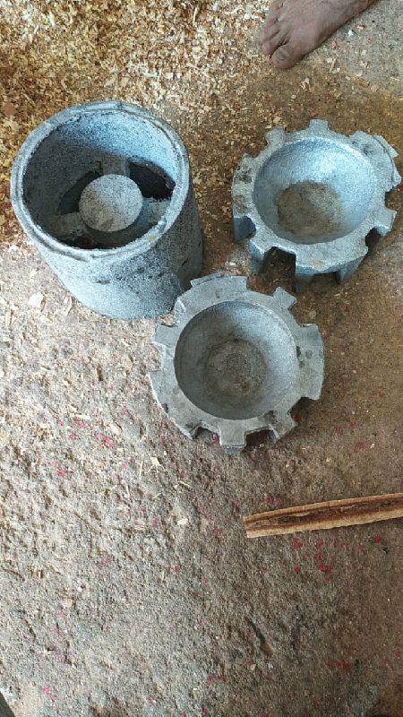 cast iron machine parts, Size : Customize, Standard at Rs 30 / kg in ...