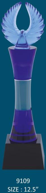 Polished CRYSTAL WINGS TROPHY, for Award Use, Technics : Handmade ...