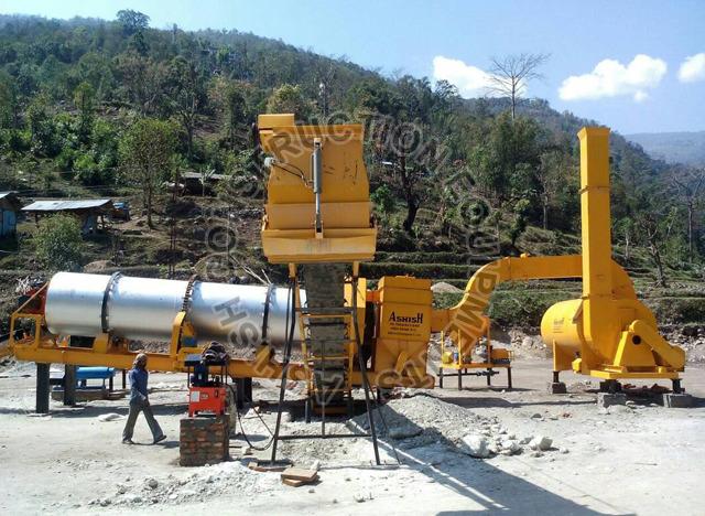 Load Out Conveyor with Silo Type Hopper at Best Price in Mahesana ...