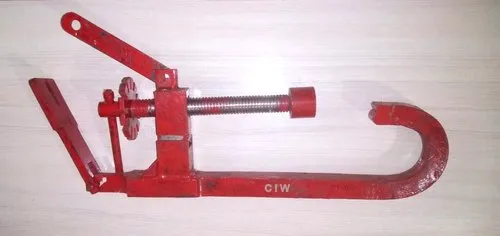 Mild Steel Point Screw Clamp at Rs 1,200 / in Howrah | Chandra ...