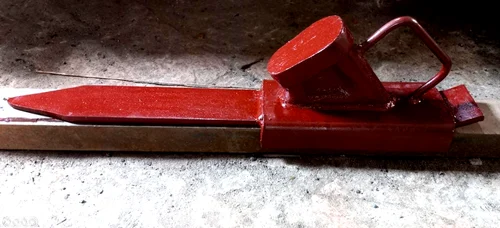 Red Steel Skid Rail at Rs 1,200 / Piece in Secunderabad | Akbar & Company