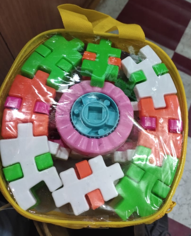 Flat Plastic Building Block, Feature : Easy To Use, Light Weight, Color ...