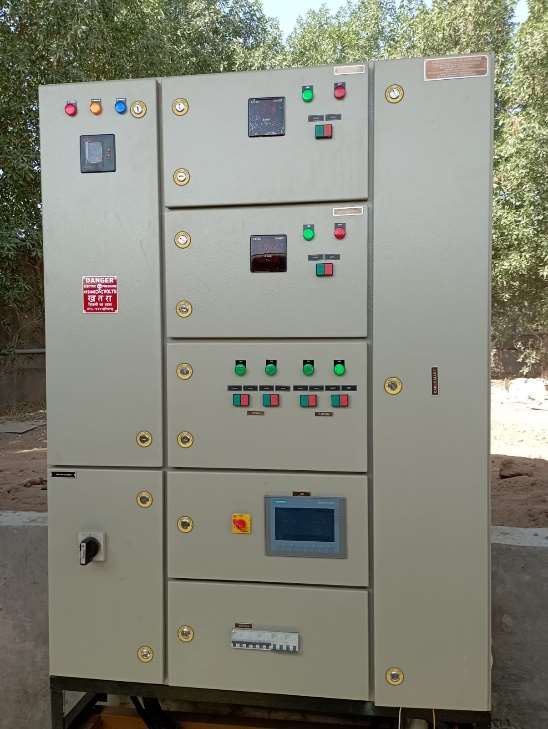 Gray Rectangle Mild Steel Motor Control Center Panel, for Industries at ...