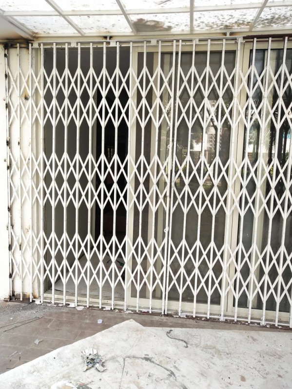 Manual Mild Steel Collapsible Gates At Rs 450 Square Feet In