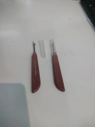 Clover Seam Rippers, For Stich Open, Packaging Type : Box at Rs 30 ...