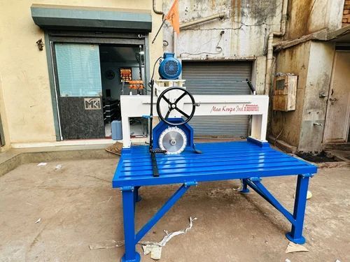 Mild Steel Color Coated 7 Feet Stone Cutting Machine, Color : Blue at ...