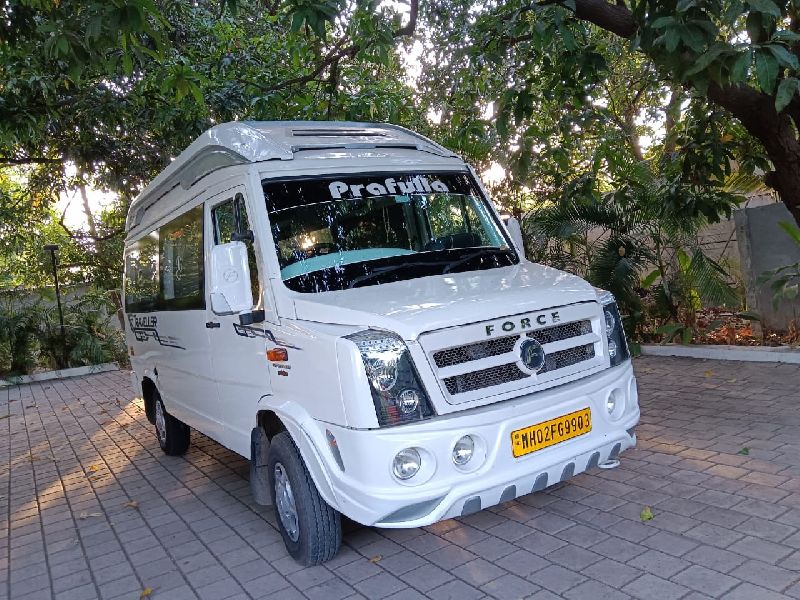 Tempo Traveller Rental at Rs 28 in Indore - ID: 7674063 | Pan India Car ...