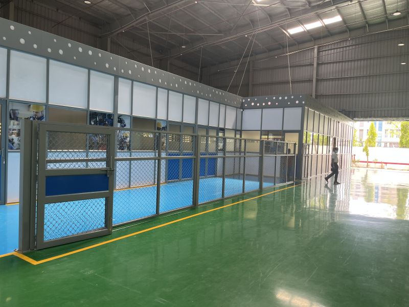 Plain Aluminum Office Partition, Shape : Rectangular, Square at Rs 190 in Gurugram