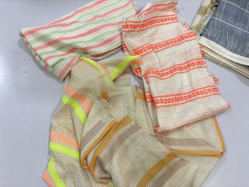 garments fabric, Technics : Attractive Pattern, Handloom at Rs 70 in Barabanki - ID: 7527425