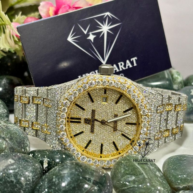 Audemars Piguet Diamond Watch Unique Color, Design at Best Price in ...