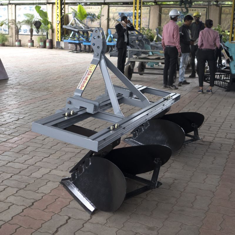 Polished Mild Steel 2 Furrow Raised Bed Planter Machine, Color : Grey ...